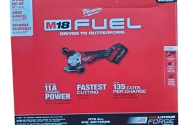 NEW Milwaukee FUEL Grinder With Red Lithium Forge XC6.0 Kit for Sale in ...